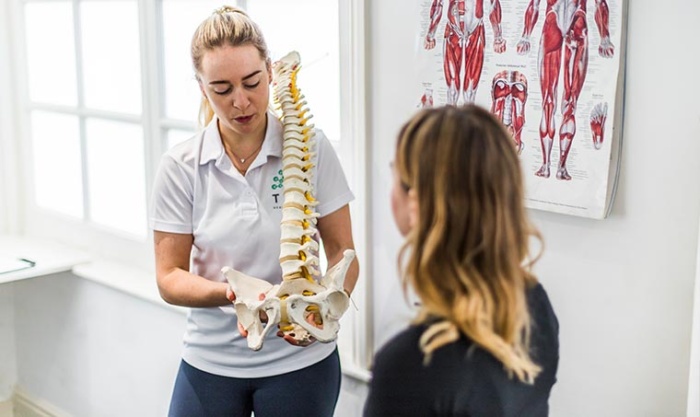 What to Expect From Physysiotherapy, Benefits & FAQs | Ten